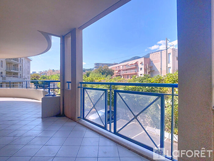 Appartement à vendre - Menton, Hôtel de Ville, Vieille Ville, Musée, Madone, Carnolès - 2 pièces - 1 chambre