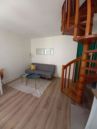 Paris 20ème, Gambetta : Appartement 2 pièces à louer