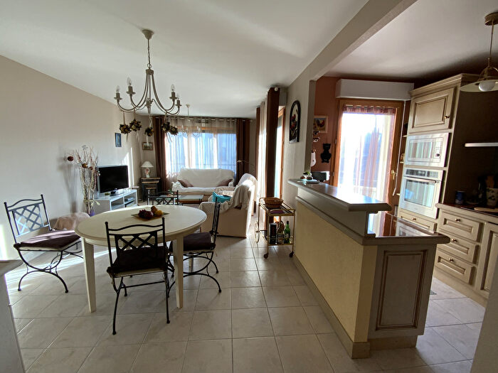 Appartement à vendre - Évreux, Centre-ville - 4 pièces - 3 chambres