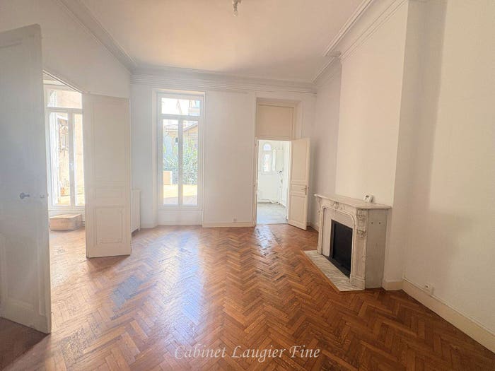 Marseille 6ème arrondissement - Appartement 4 pièces à louer