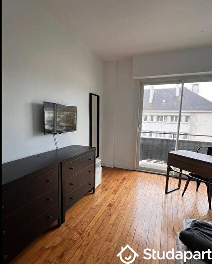Appartement à louer - Hôtel de Ville, Saint-Nazaire - 1 pièce - 1 chambre