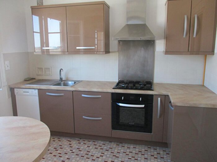 Appartement à louer - Rodez, Amphithéatre - 2 pièces - 1 chambre