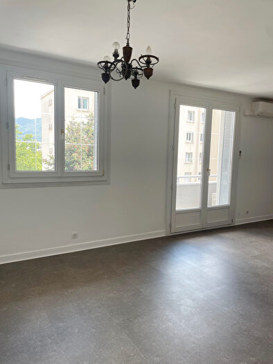 Meylan, Ayguinards, Plaine Fleurie - Appartement 4 pièces à louer