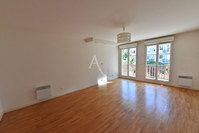 Appartement 4 pièces à louer - Le Plessis-Robinson, Coeur de Ville