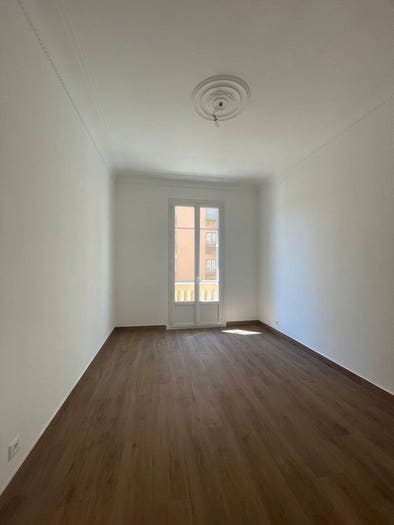 Nice : Appartement 3 pièces à louer