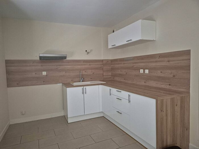 Leuville-sur-Orge : Appartement 3 pièces à louer