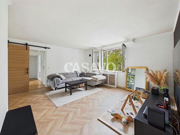 La Celle-Saint-Cloud, Petit Beauregard : Appartement 4 pièces à vendre