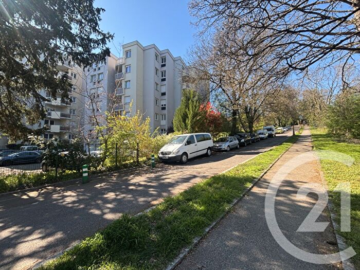 Mulhouse, Rebberg - Appartement 4 pièces à louer