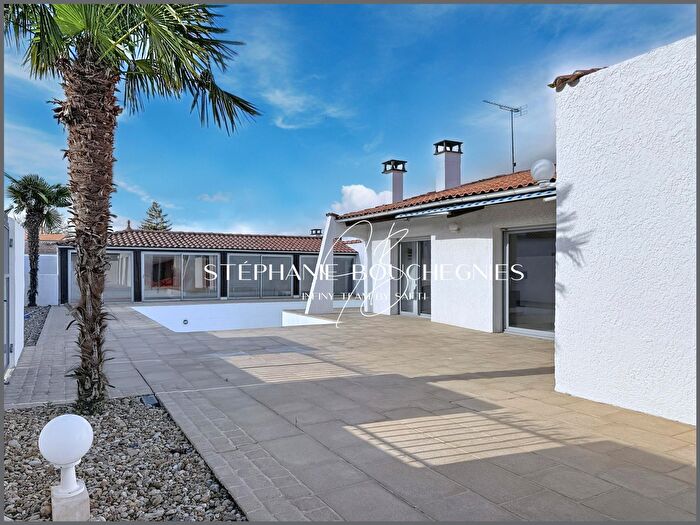 Maison à vendre - Breuillet - 6 pièces - 3 chambres