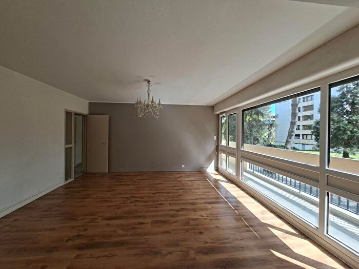 Pessac, CCLAPS, La Châtaigneraie : Appartement 4 pièces à louer