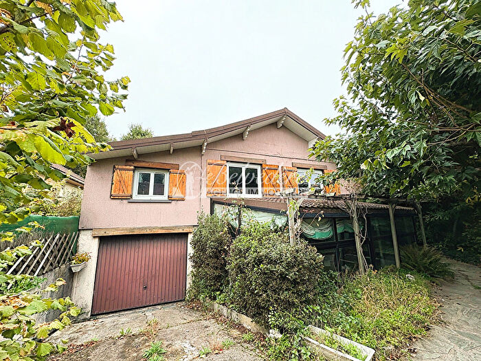 Maison à vendre - Saint-Prix - 7 pièces - 5 chambres