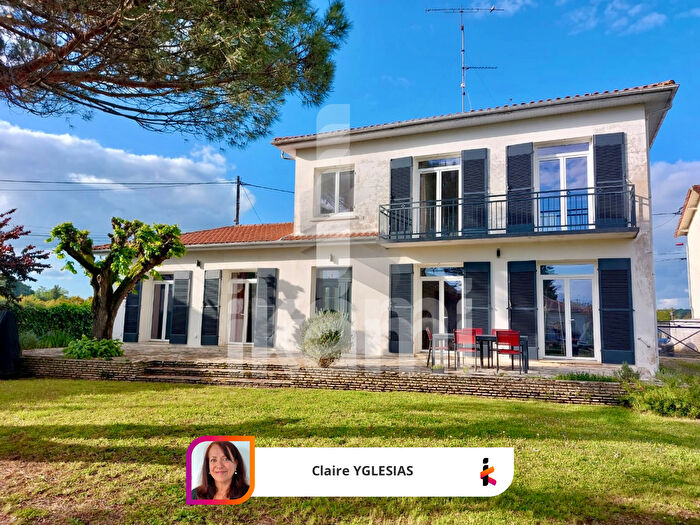 Maison à vendre - Bergerac, Les Bories, Salvette, Les Versannes, Gala - 9 pièces - 4 chambres