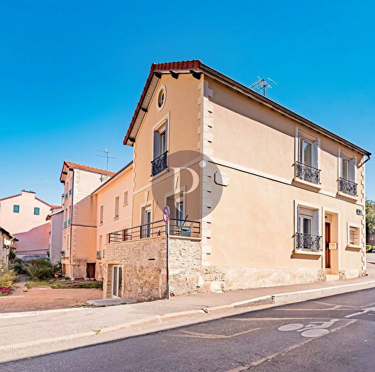 Arcueil, Jean Macé : Maison 5 pièces à vendre