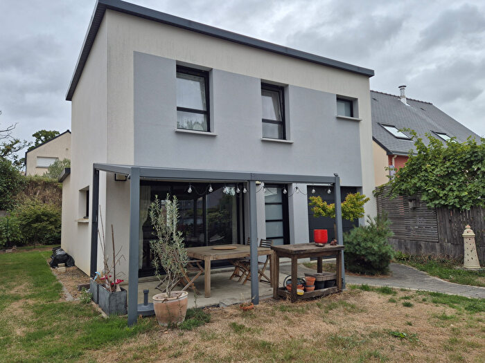 Maison 5 pièces à Saint-Aubin-du-Cormier, à vendre