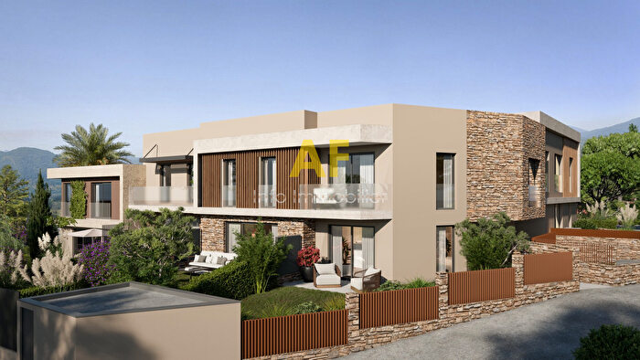 Maison à vendre - Saint-Raphaël, Santa-Lucia - 3 pièces - 2 chambres