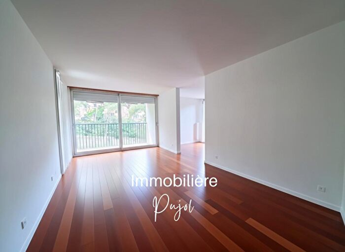 Appartement à louer - Marseille e , Pointe Rouge - 5 pièces - 3 chambres