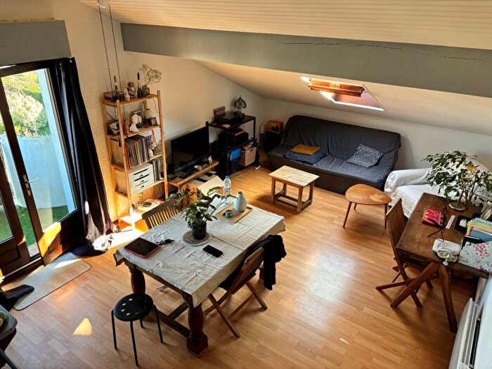 Appartement à louer - Mont-de-Marsan, Bourg-Neuf - 1 pièce - 1 chambre