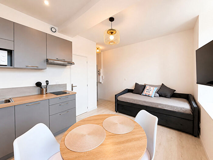 Appartement 1 pièce à Reims, Courlancy, Porte de Paris, Bois d'Amour, à louer