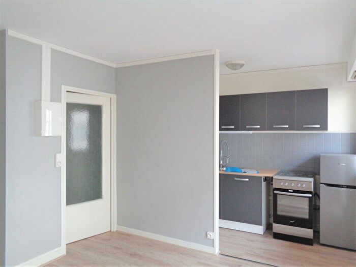 Appartement à louer - Bourges - 1 pièce