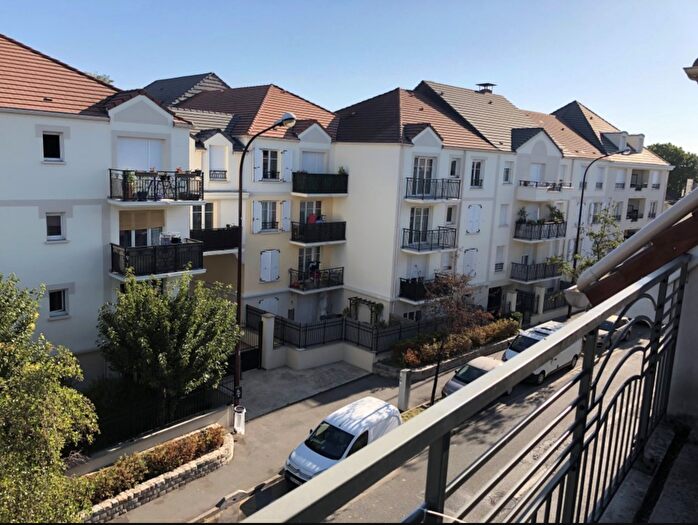 Appartement à louer - Villiers-sur-Marne, Centre-ville - 3 pièces - 2 chambres