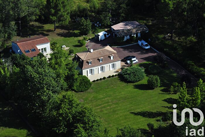 Maison à vendre - Le Fleix - 8 pièces - 3 chambres