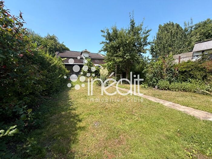 Croix, Saint-Pierre : Maison 6 pièces à vendre