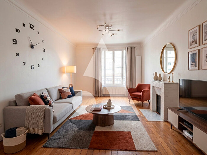 Joinville-le-Pont, Centre-ville - Appartement 3 pièces à vendre