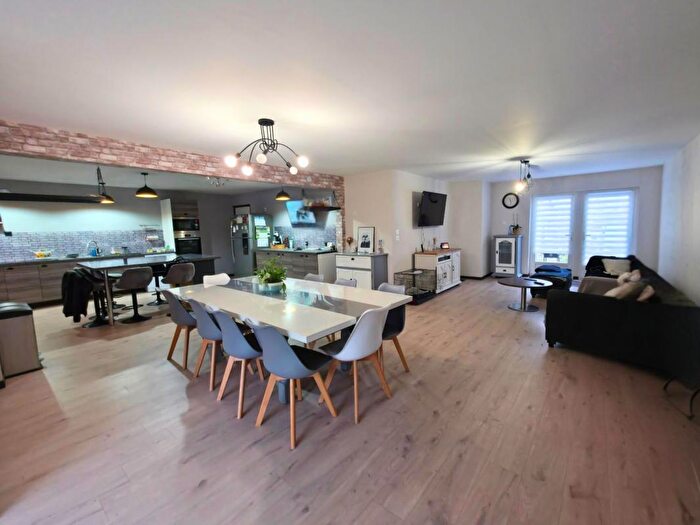 Maison à vendre - Pommereuil - 8 pièces - 3 chambres