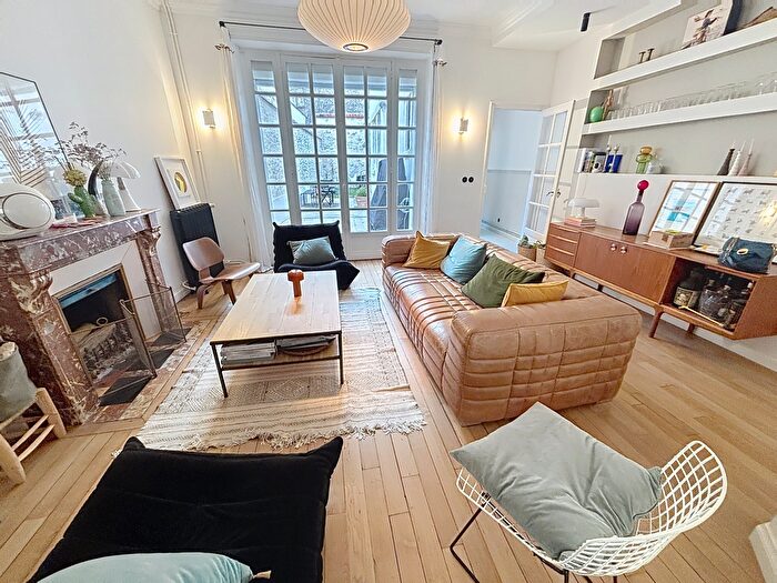 Reims, Centre-ville : Maison 10 pièces à vendre