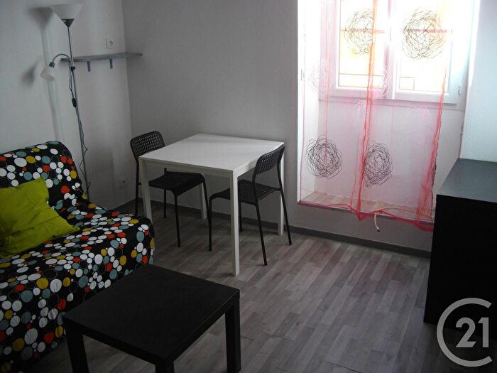 Appartement 1 pièce à louer - Bagnols-sur-Cèze, Centre-ville