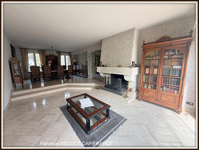 Maison à vendre - Tarbes, Gespe, Courte Boule - 8 pièces - 5 chambres