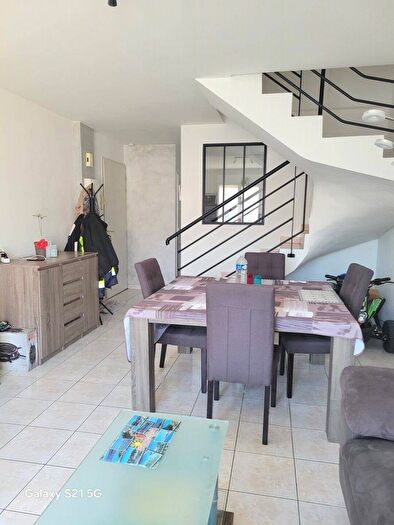 Maison à louer - Moulézan - 3 pièces - 2 chambres