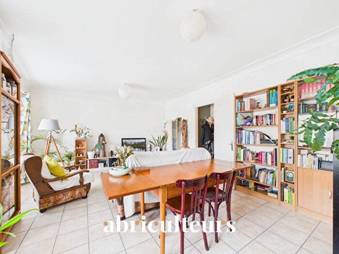 Appartement à vendre - Pont-Saint-Martin - 3 pièces - 2 chambres