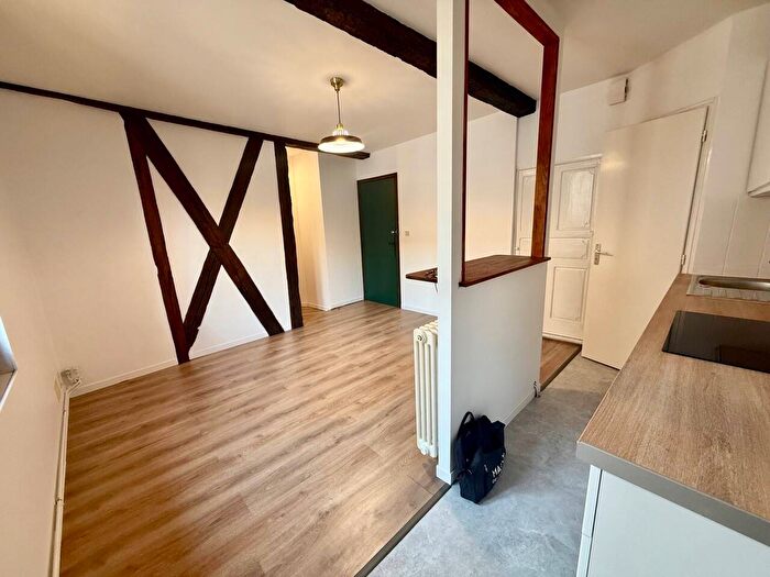 Appartement à louer - Sainte Catherine, Villeneuve-sur-Lot - 3 pièces - 1 chambre