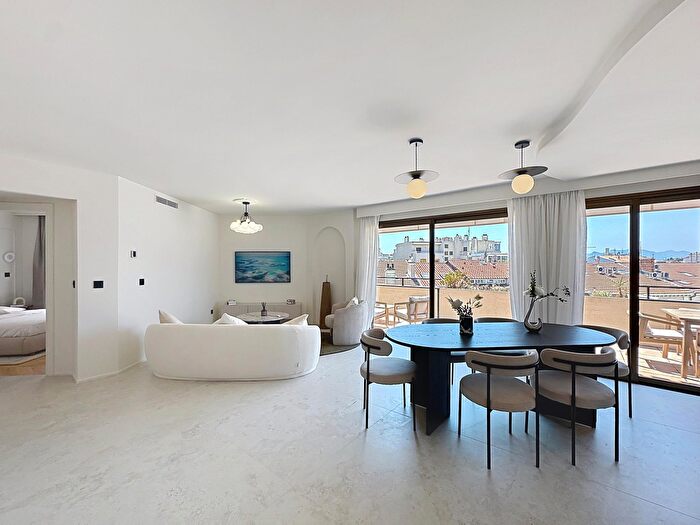 Appartement 4 pièces à Cannes, Centre-ville, à vendre