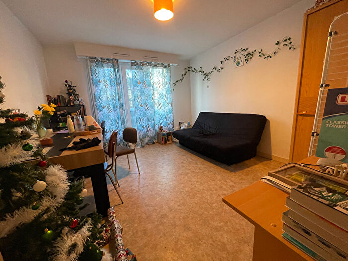 Appartement à vendre - Quartiers Sud-Est, Francisco Ferrer - 1 pièce