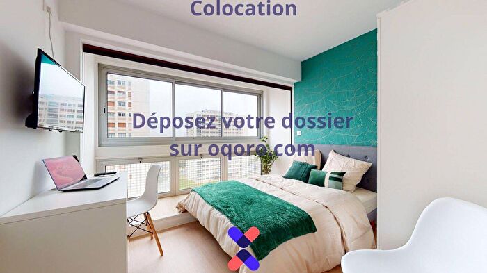 Appartement à louer - Couronneries, Poitiers - 7 pièces - 6 chambres