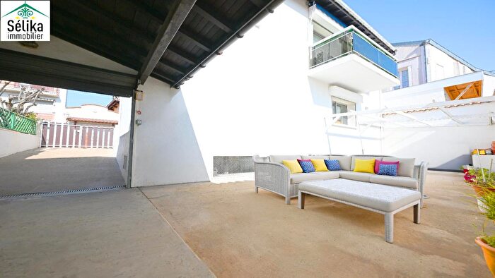 Maison à vendre - Arcachon, Saint-Ferdinand - 5 pièces - 3 chambres