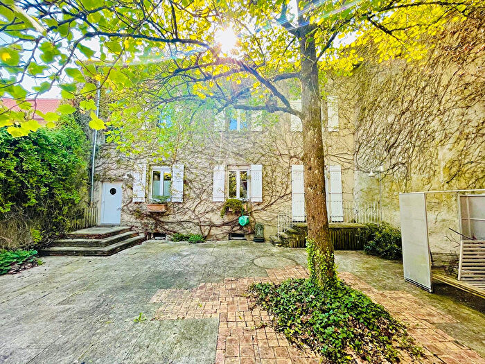 Maison à vendre - Avricourt - 11 pièces - 5 chambres