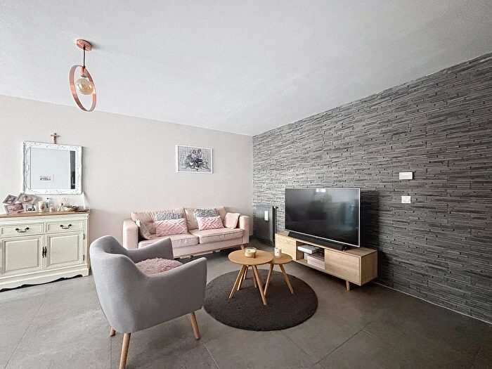 Appartement à vendre - Élancourt, Clé Saint-Pierre, Pissaloup, La Revanche - 3 pièces - 2 chambres