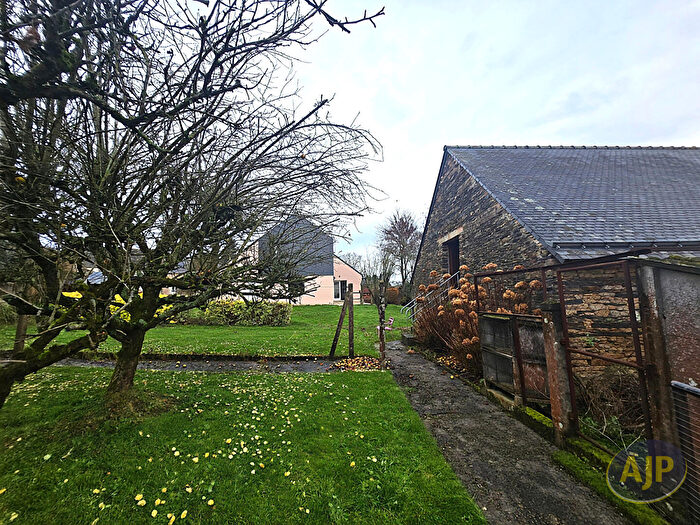 Maison à vendre - Sérent - 6 pièces - 4 chambres