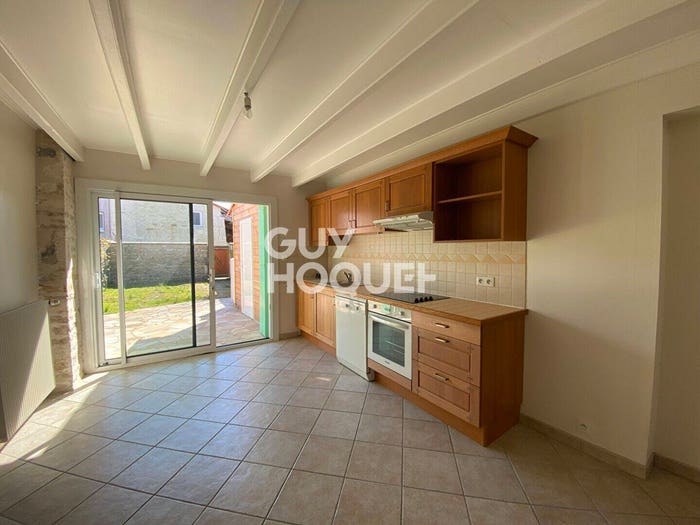 Maison 4 pièces à Maillé, à louer