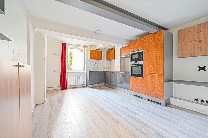 Appartement à vendre - Paris e , Sainte-Avoye - 2 pièces - 1 chambre