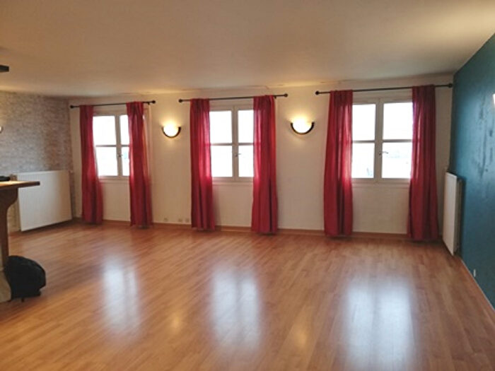 Cergy, Bords d'Oise : Appartement 4 pièces à louer