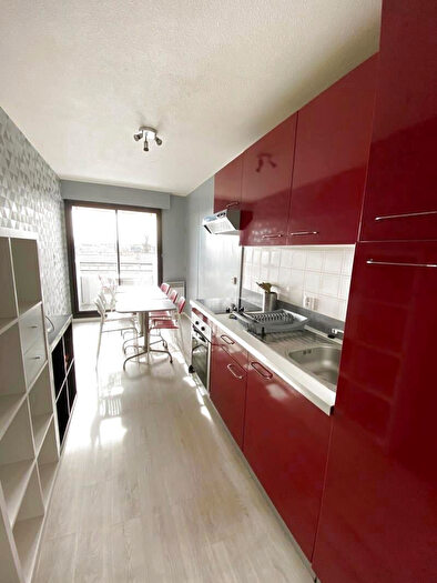 Appartement à louer - Bordeaux, Nansouty - 4 pièces - 3 chambres