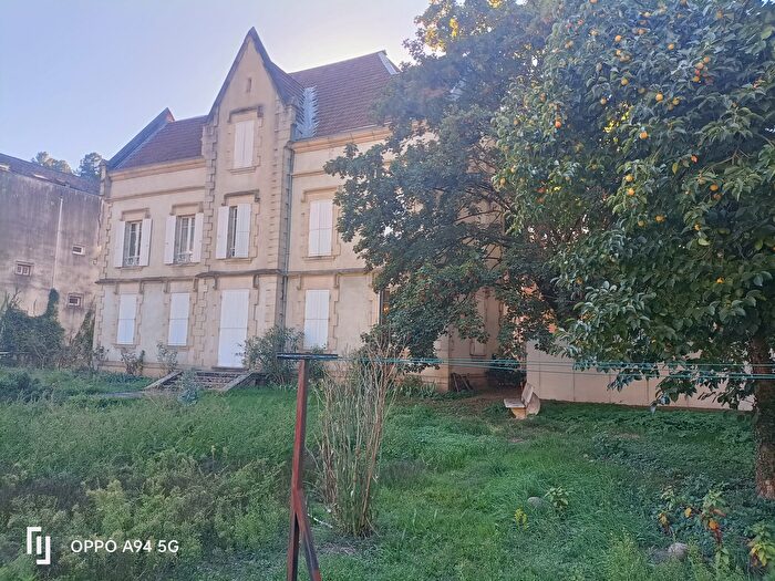 Maison à vendre - Vals-les-Bains - 11 pièces - 7 chambres