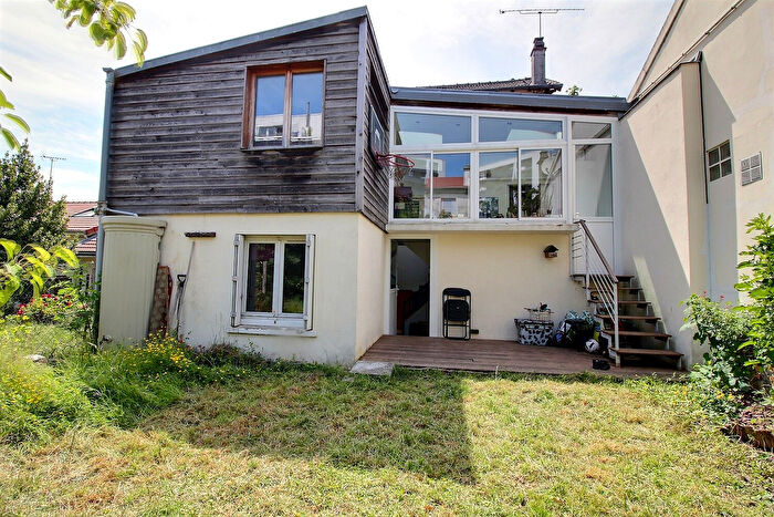 Maison à vendre - Montreuil, Ruffins, Théophile Sueur - 7 pièces - 5 chambres