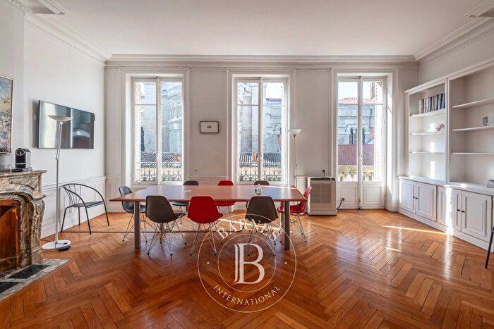 Appartement 9 pièces à vendre à Lyon 3ème, Mutualité, Préfecture, Moncey
