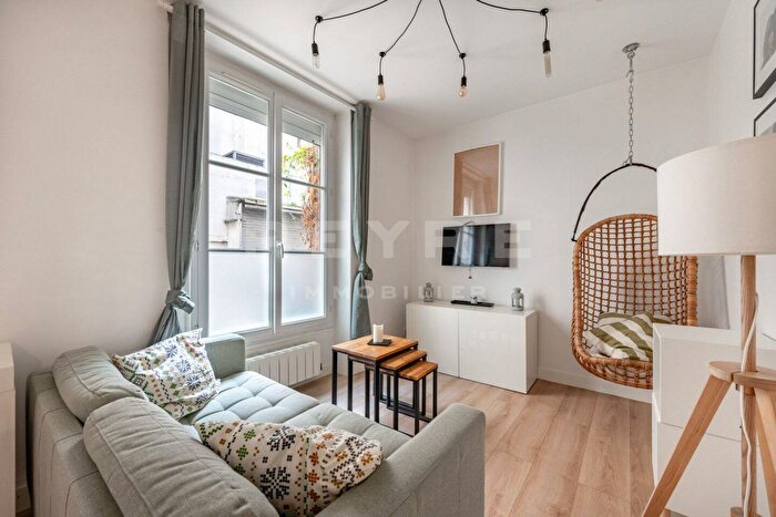 Appartement à louer - Legendre-Lévis, Paris ème arrondissement - 2 pièces - 1 chambre