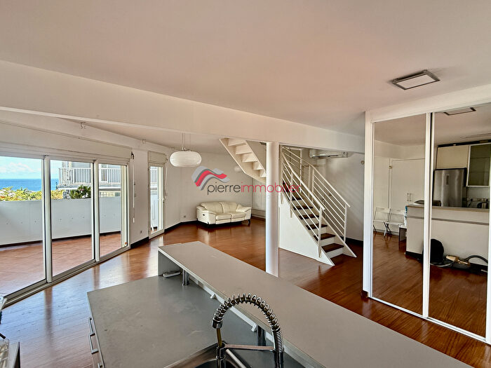 Appartement à vendre - Saint-Pierre, Centre-ville - 3 pièces - 2 chambres